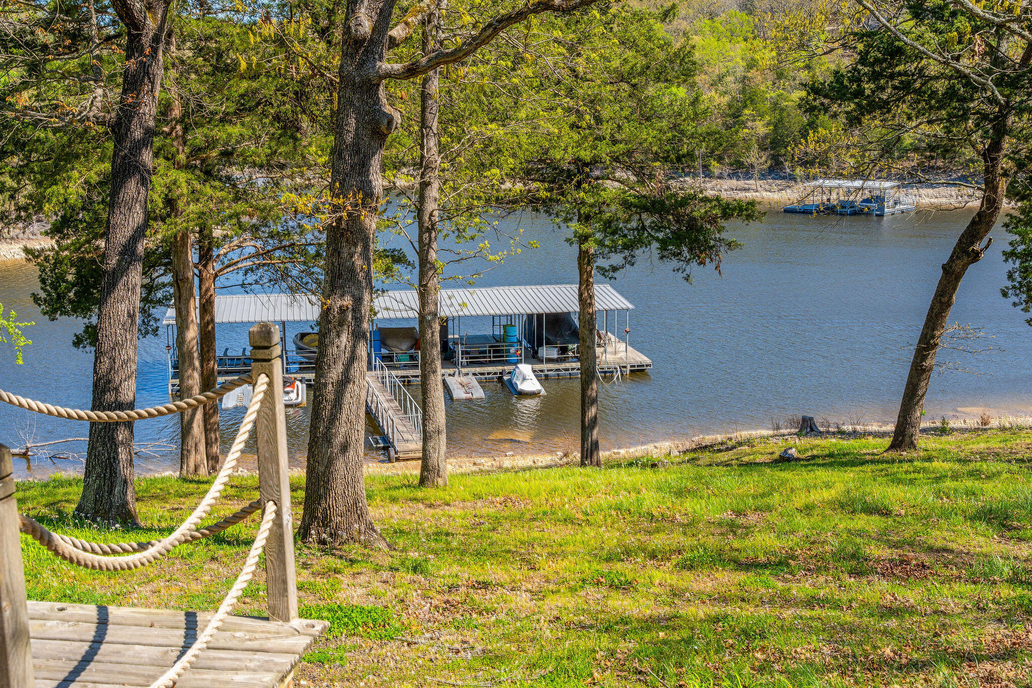 Blue Eye - 99 Shady Place Lane Blue Eye MO 65611 MLS# 60320719